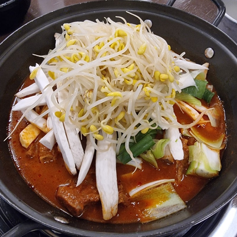 2021안양 관양동 안양천 안양시청 동안구청 안양종합운동장 매운갈비찜 매운등갈비 점심 저녁 한식 맛집 팔덕식당 안양본점