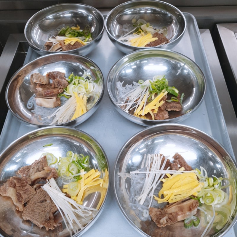 단체급식 메뉴모음완전 특식한방갈비탕 오징어초무침 파스타샐러드 깻잎전 해물완자전 만들기12월 구내식당 식단표와 레시피