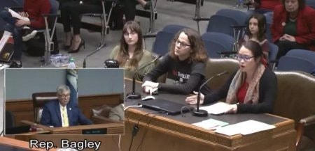 미 청문회 출석 간호사, "아이들은 코로나가 아니라 백신으로 죽는다." : 네이버 블로그