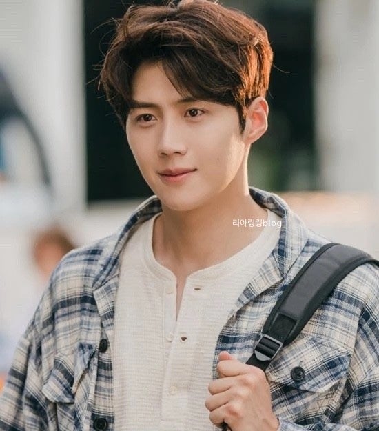 배우 김선호 기상캐스터 최영아 나이 학력 프로필 ⭕️근황 인스타 태국 에서 영화 슬픈열대 촬영후 귀국 사생활 논란 사건 정리