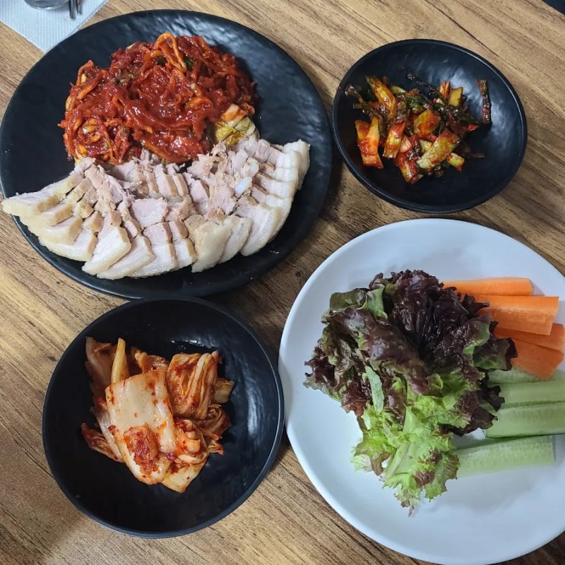 용산 맛집 저녁 보쌈 맛집 정성손칼국수 용리단길 네이버 블로그