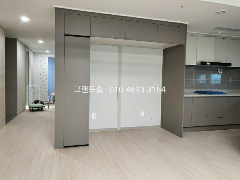 청주대전세종냉장고장 리폼 청주 냉장고장 리폼 율량금호어울림아파트 냉장고장 리폼 시공후기 오브제컬렉션 1도어 3개 자리만들기