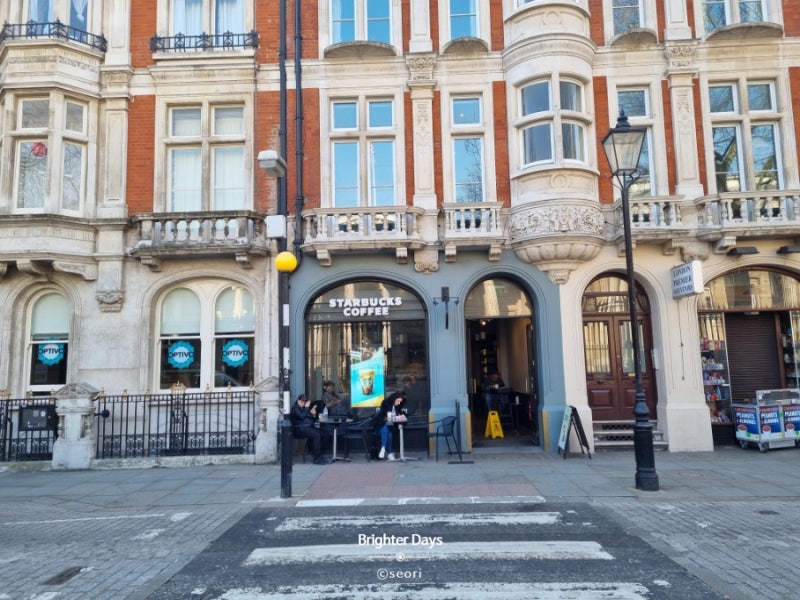 런던여행 2 런던시내구경 ① 스타벅스 Waterstones서점 런던대 코벤트가든 환전 2층버스 네이버 블로그