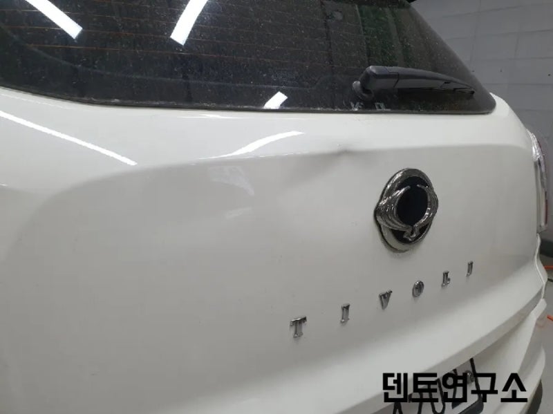 수원 망포 더판타지움 지하1층 티볼리 백도어트렁크로드덴트 광택코팅덴트판금도색잘하는집 망포영통서천매탄용인수지