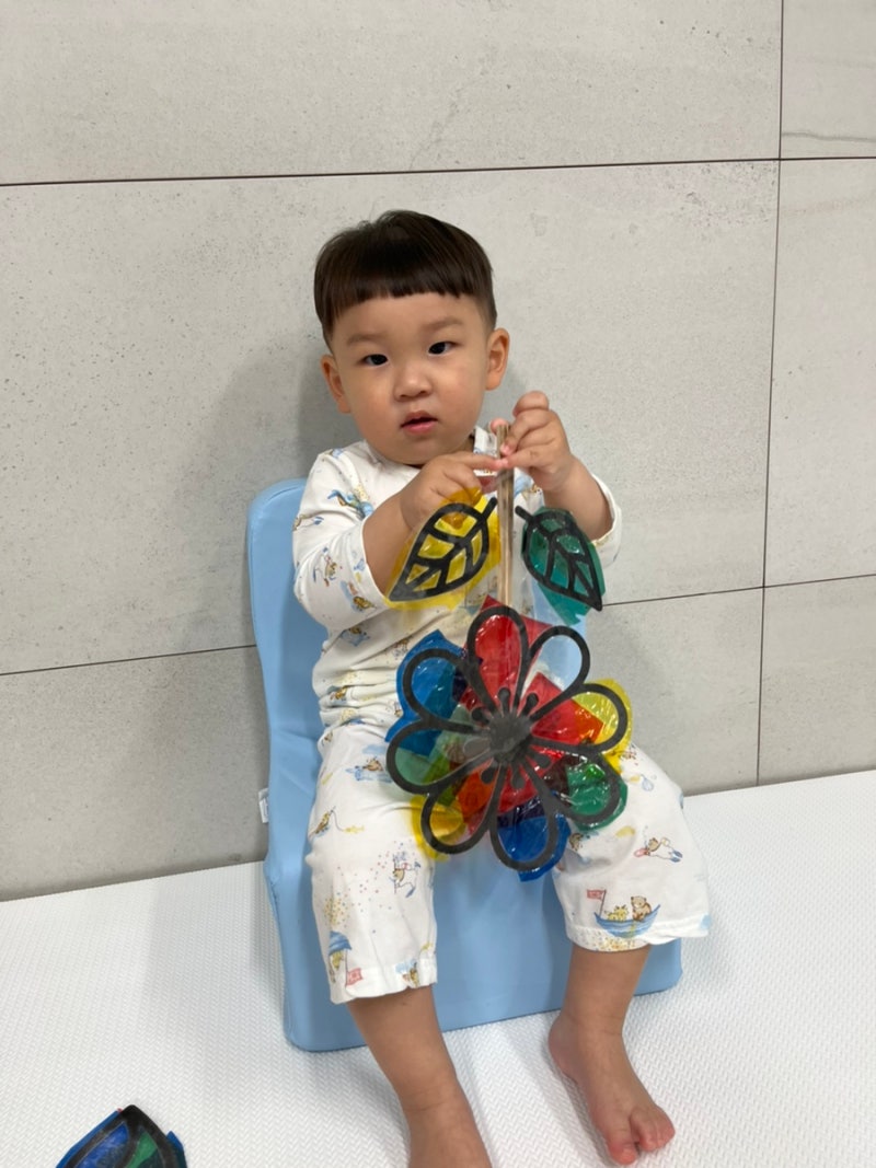 열매일기 어린이집 숙제 가정연계활동 차이의놀이 썬캐쳐 물감 코인티슈 네이버 블로그