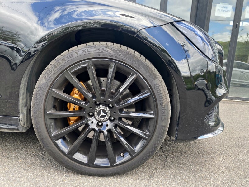 벤츠 W218 CLS400 카본 세라믹 골드 캘리퍼 도색 : 네이버 블로그