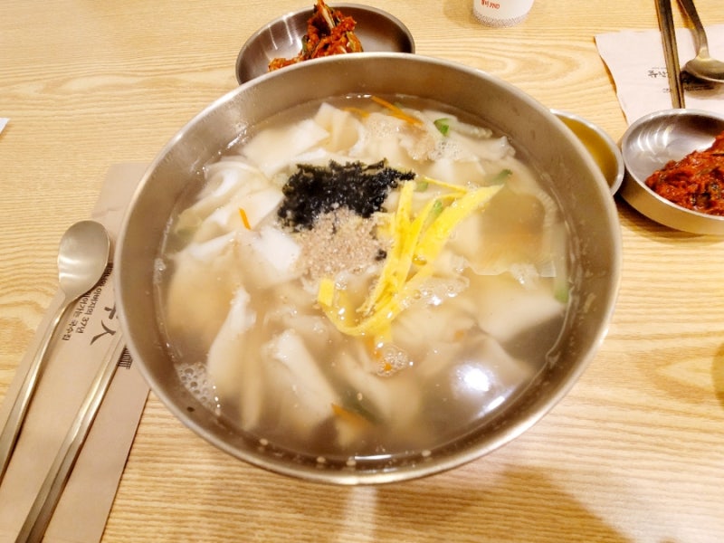 류창희국수 강남본점 국물육수맛집 추천메뉴와 가격 솔직후기 내돈내산 네이버 블로그