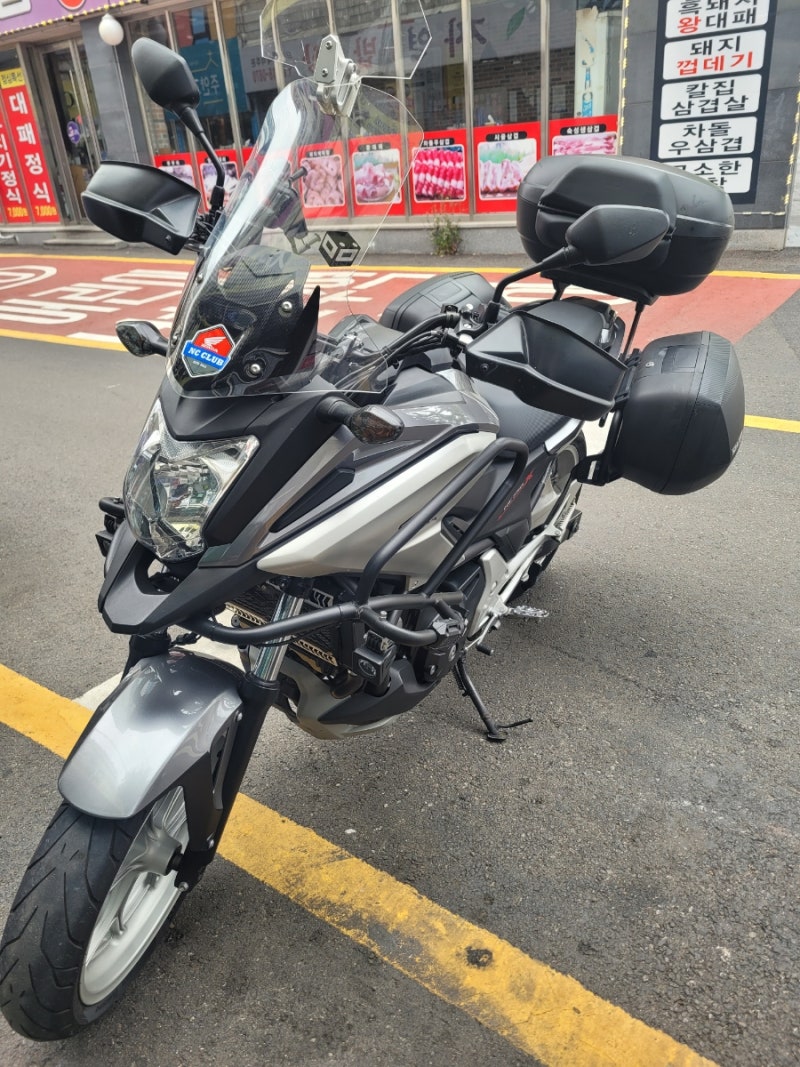 혼다 Nc750x 점검 및 정비 혼다 Nc750x 피렐리 엔젤gt 타이어 장착 및 대소기어 체인교체 부산대왕모터스