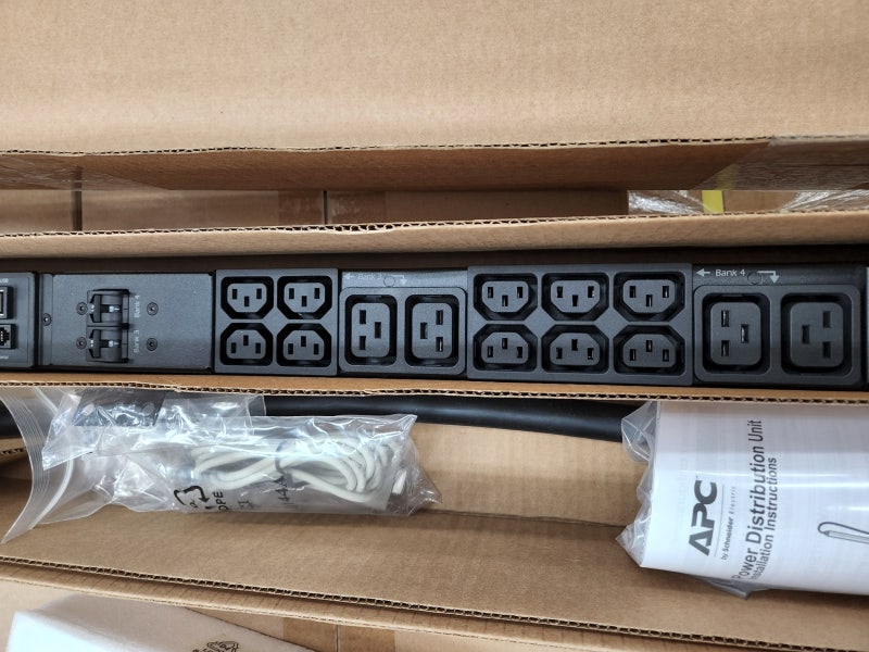 APC by 슈나이더 일렉트릭 - 3상 PDU 라인업 공유 : 네이버 블로그