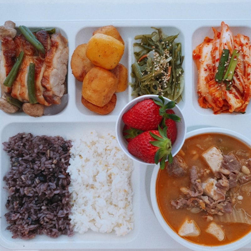 단체급식 메뉴모음오늘완전 대박이었다 차돌청국장찌개치킨스테이크알감자버터구이미역줄기볶음배추겉절이 만드는법 네이버 블로그