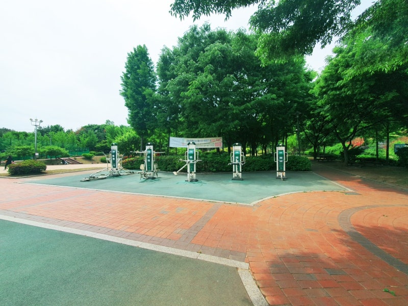 아기랑 야외 나들이 부평 원적산 공원일반 놀이터와 숲놀이터까지 생태체험도 가능그늘막 Ok 네이버 블로그