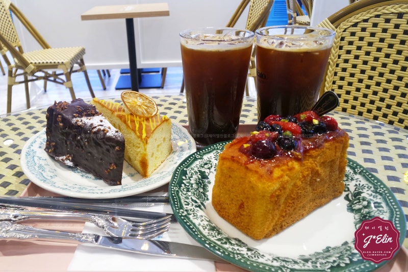 의왕카페 디저트맛집 루시카토베이크카페 파운드케익 존맛 마카롱 롯데아울렛 백운호수 근처 카페 Lucycato Bake Cafe