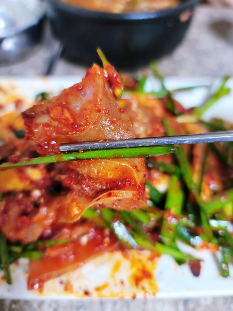 수원 인계동 해장국 맛집 유치회관 본점 수육무침 최고 네이버 블로그