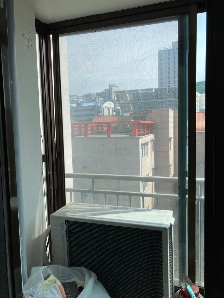 마산 내서 중리 샷시수리 정일맨션 베란다 샷시롤러 교체 수리 창원 진해 함안 칠서 칠원 동읍 북면 진영 샤시 로라 교체 수리
