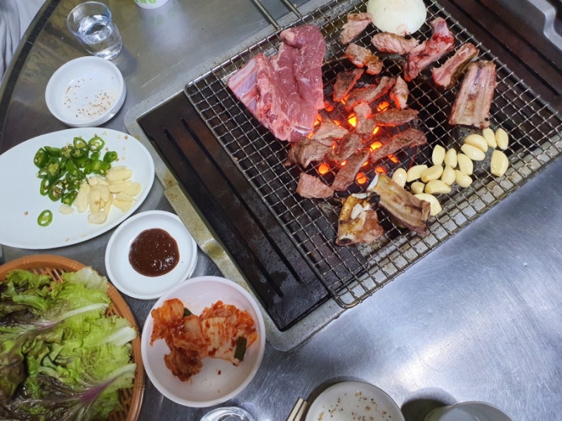 속초의 숨은 보석, 연탄불생구이 리뷰