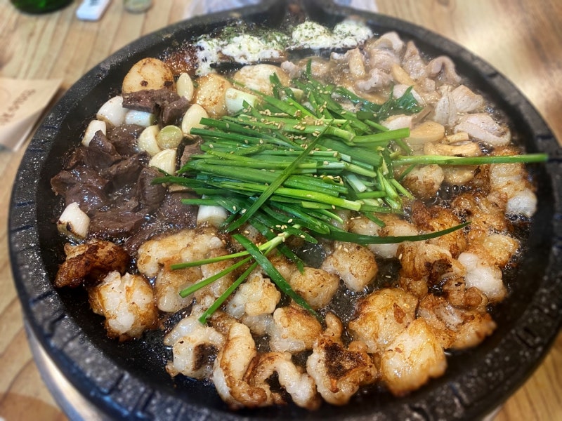 창원 중앙동 이춘식명가돌곱창 고소한 양대창구이 : 네이버 블로그