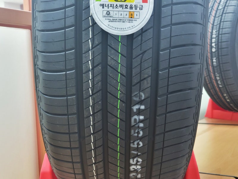 금호타이어 SUV 전용 크루젠 HP51 신제품 출시 (KL33 후속) : 네이버 블로그