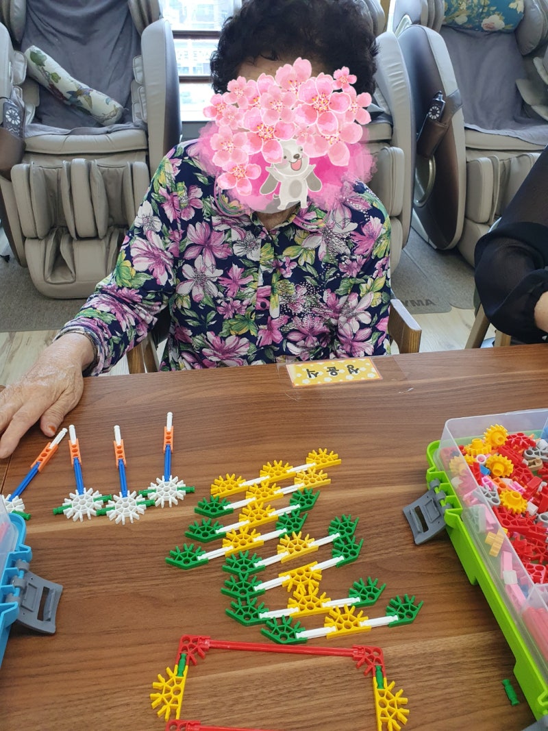 청주주간보호 친절한 방문주간보호재활센터 행복한 간식 시니어재활운동 시니어인지활동 네이버 블로그