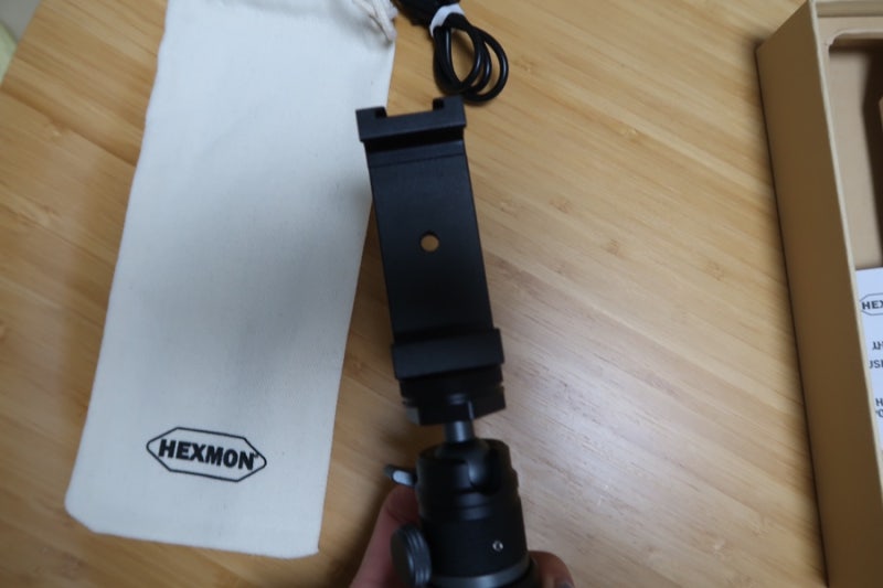 삼각대 추천 - 삼각대, 셀카봉, 보조배터리를 한번에! Hexmon 삼각대 feat. 와디즈 : 네이버 블로그