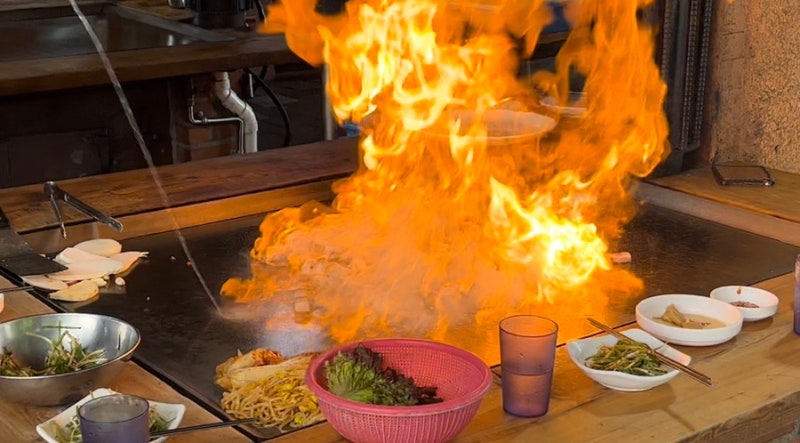 부산근교맛집 캠핑느낌 화려한 불쇼 당구대통철판삼겹살 가족외식추천 별4개 솔직리뷰feat불쇼동영상 네이버 블로그