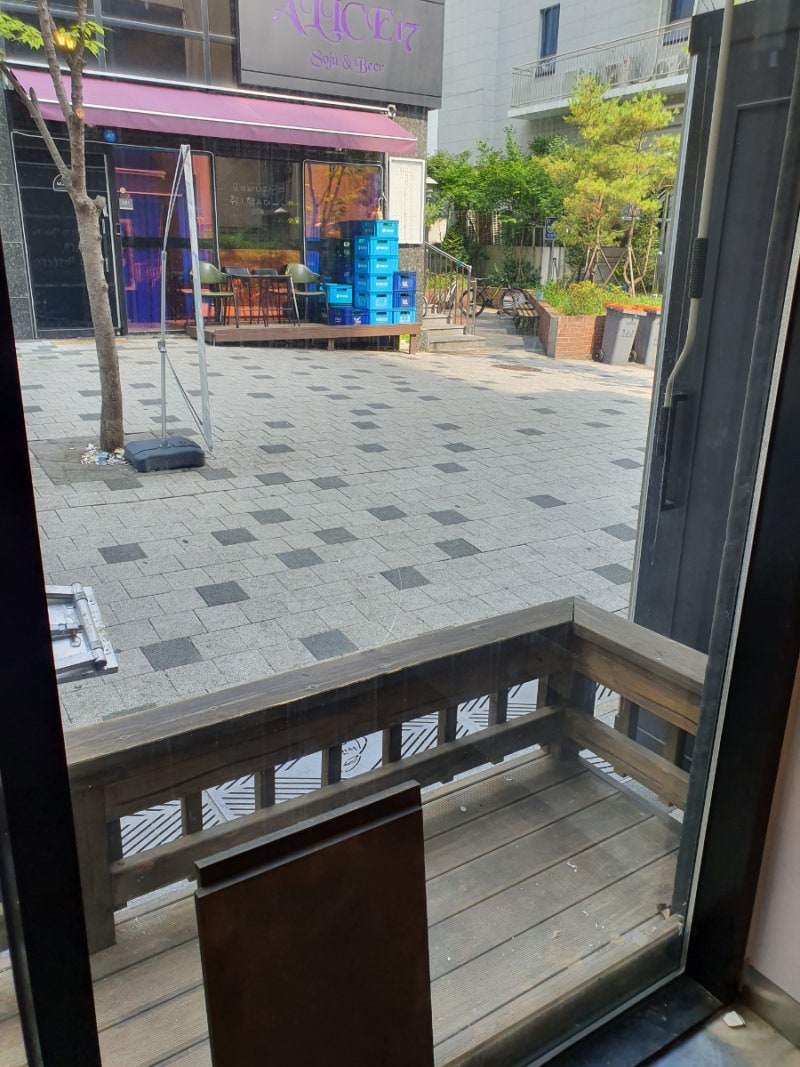 경기 용인 역북동 식당 후드청소 홀청소 전면유리청소 깔끔하게 티앤클린 매장유리청소 치킨집청소 피자가게청소 술집청소 식당청소