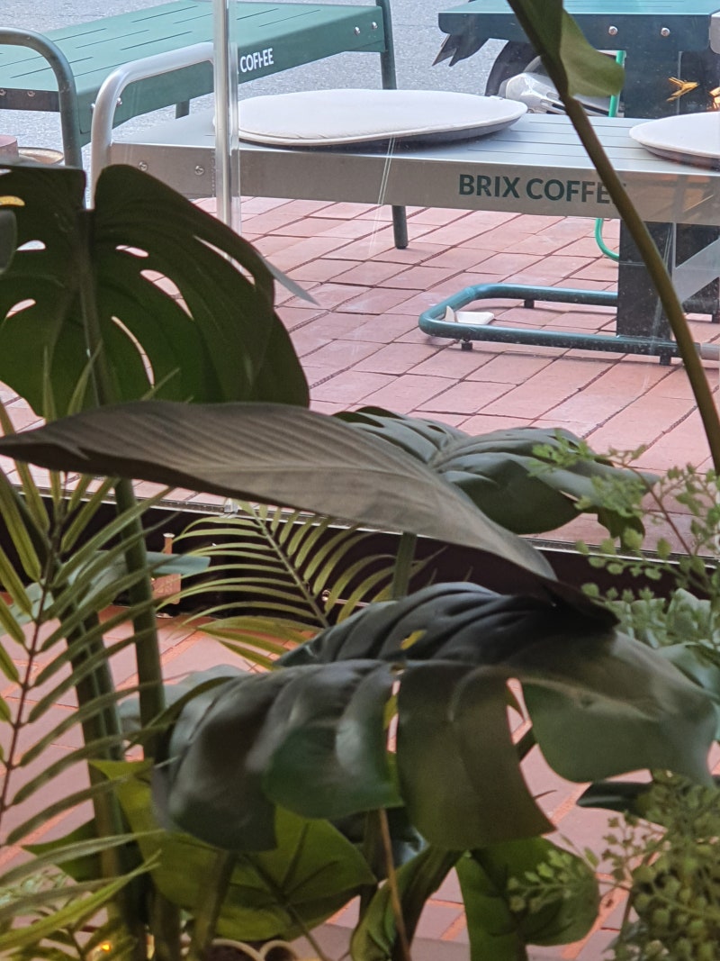 [왕십리_BRIX COFFEE]빨간 벽돌 인테리어가 매력적인 브릭스 커피🧱 : 네이버 블로그