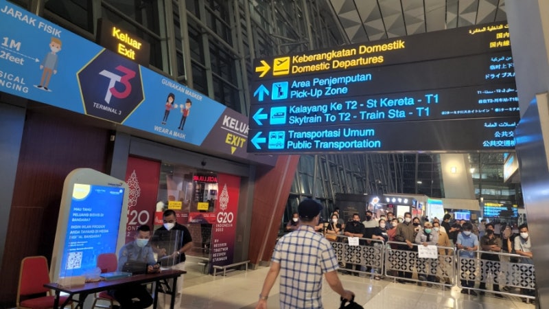 인도네시아 입국 후기 자카르타공항 도착비자 터미널 이동 방법 네이버 블로그