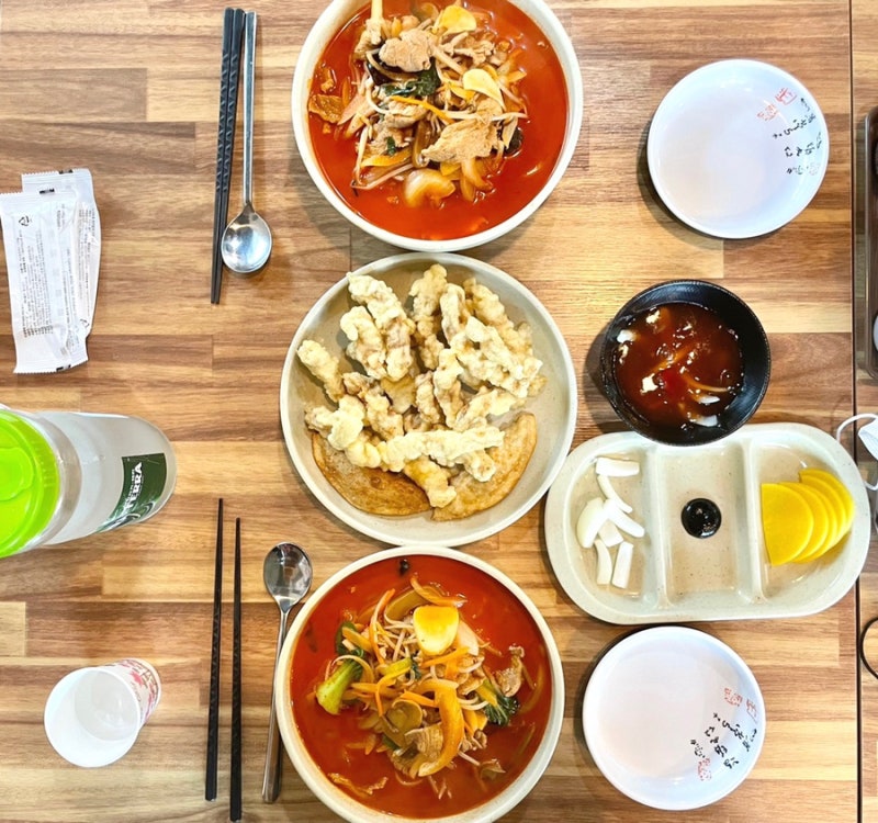 천안 성성동 중국집 성성반점 얼큰한 고기짬뽕 탕수육 맛집 혼밥장소추천 네이버 블로그