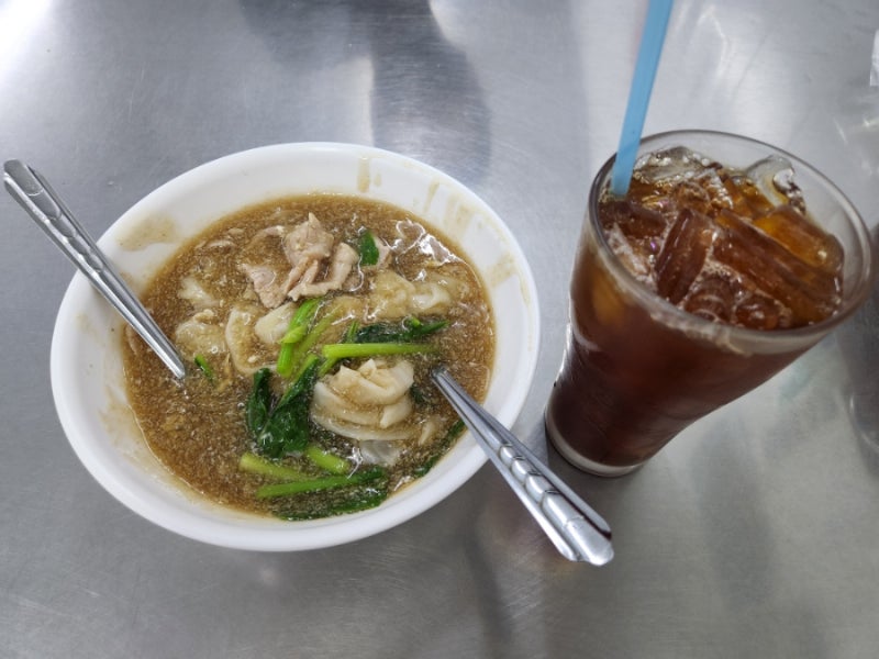 방콕여행 Day1 샹그릴라 근처 로컬 맛집 마사지 추천feat 야시장 넙적국수 탑스마켓 세레네마사지 네이버 블로그