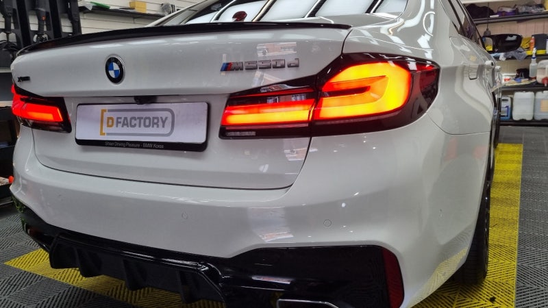 Bmw G30 5시리즈 신형 Lci 테일램프 개조 장착으로 무빙 턴시그널 기능까지 네이버 블로그