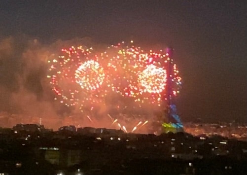 프랑스 혁명 기념일 행사 바스티유 데이 Bastille Day 파리의 7월 14일샹젤리제퍼레이드에펠탑 불꽃놀이