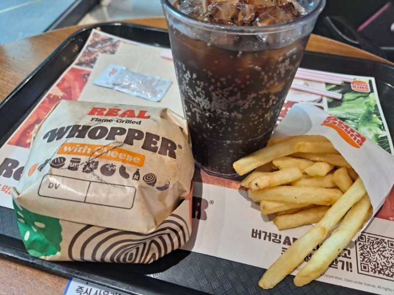 송도맛집송현아카페버거킹 송도현대아울렛점잔망루피 슈림프버거 비프슈림프버거 치즈와퍼 와퍼주니어 치즈스틱키쿠키