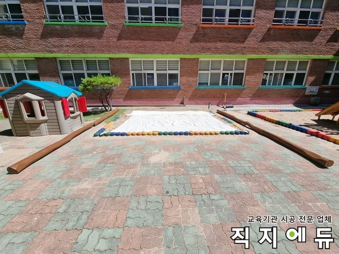 모래놀이터그늘막설치 유치원놀이터햇빛가리개 유치원모래놀이장차양막 모래놀이터차광막 모래놀이터타프 모래놀이터그늘 놀이터햇빛차단그늘막