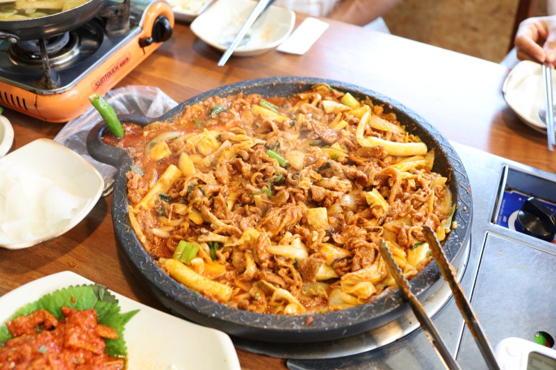 양산 분위기 좋은 방갈로 오리고기 맛집 신비숲가든 네이버 블로그
