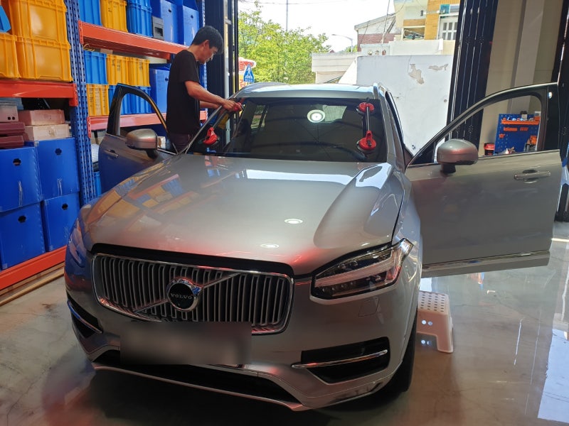볼보 Xc90 앞유리교환 돌빵 스톤칩 깨짐으로 Volvo 정품 Hud 전면유리교체 과정 소개와 내 수입차 전면유리교환 시