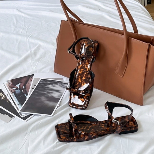 FLOS Troy 트로이 샌들 브랜드 납품 스트랩샌들 (블랙, 실버, 레오파드) : 네이버 블로그