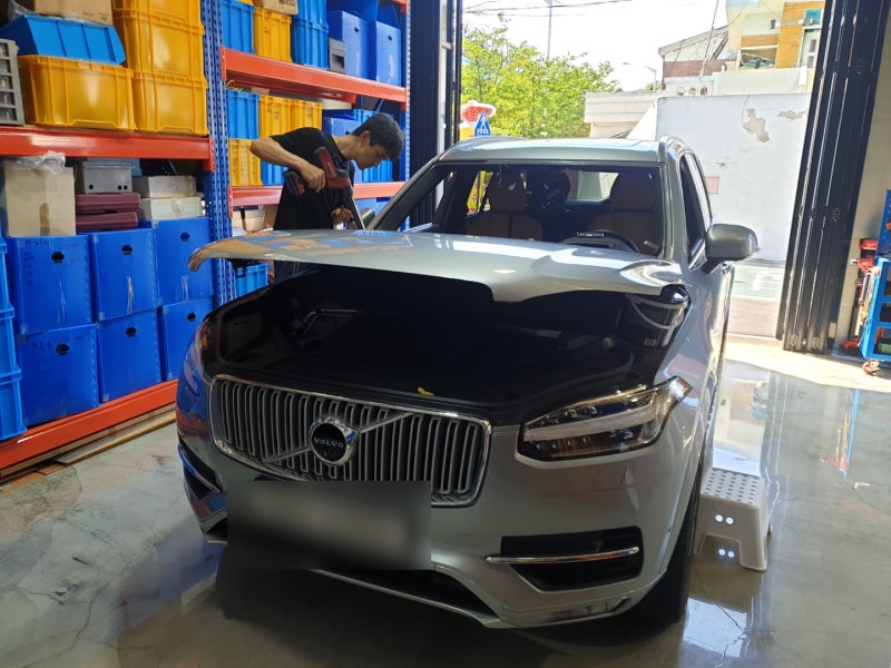 볼보 Xc90 앞유리교환 돌빵 스톤칩 깨짐으로 Volvo 정품 Hud 전면유리교체 과정 소개와 내 수입차 전면유리교환 시
