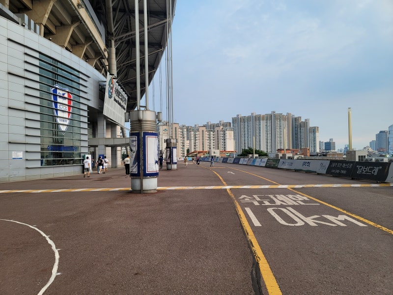 수원월드컵경기장 수원삼성블루윙즈 홈구장 프리미엄석 좌석시야 및 중앙광장 주차장 이용 정리 네이버 블로그