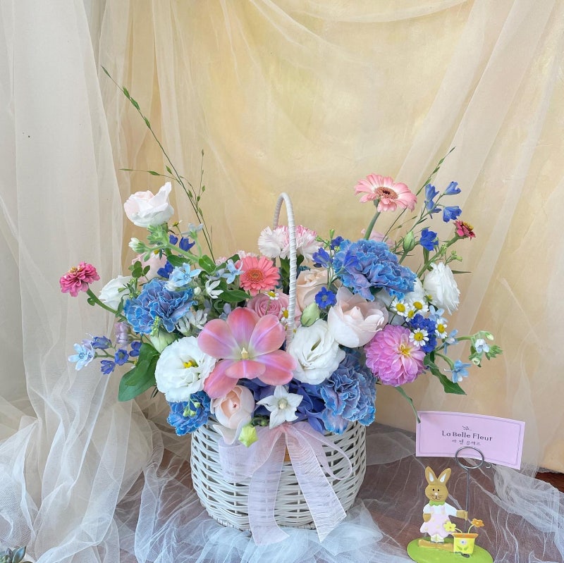 Flowers Flowers Flowers 신촌 꽃집 연대 꽃집 이대꽃집 신촌 라벨 플레르 꽃바구니1944 생신