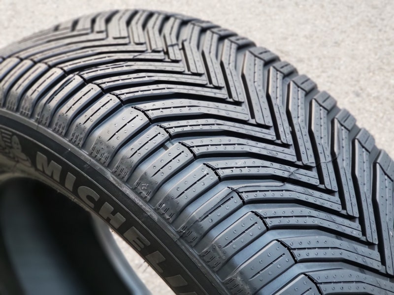 미쉐린의 올웨더 타이어 크로스클라이밋2 CC2 SUV 정식 출시되었습니다. : 네이버 블로그