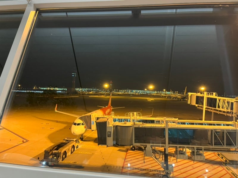 다낭 여행 비엣젯항공 타고 4시간 반 다낭공항 밤비행기 탑승지연 유심칩 구매 후기 베트남돈 환전소 리뷰 베트남 다낭에서