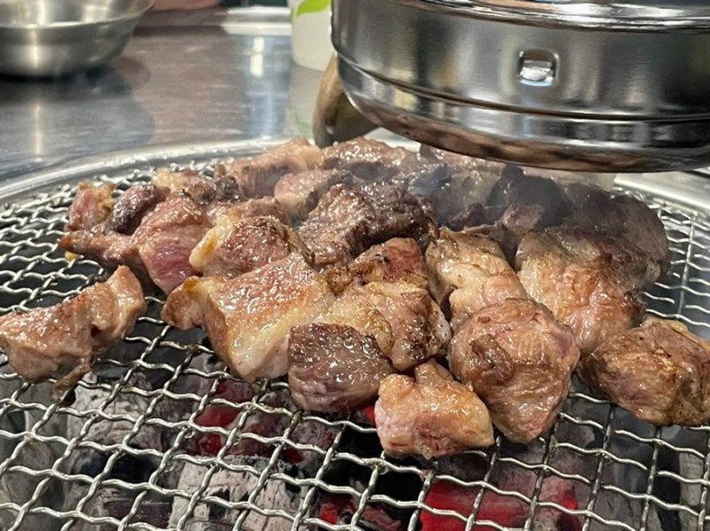 동래 미남역 맛집 소고기만큼 맛있는 육즙 팡팡 이베리코 목살 맛집 부산 미남역고깃집 술집 두건쓴형제 미남점 네이버 블로그