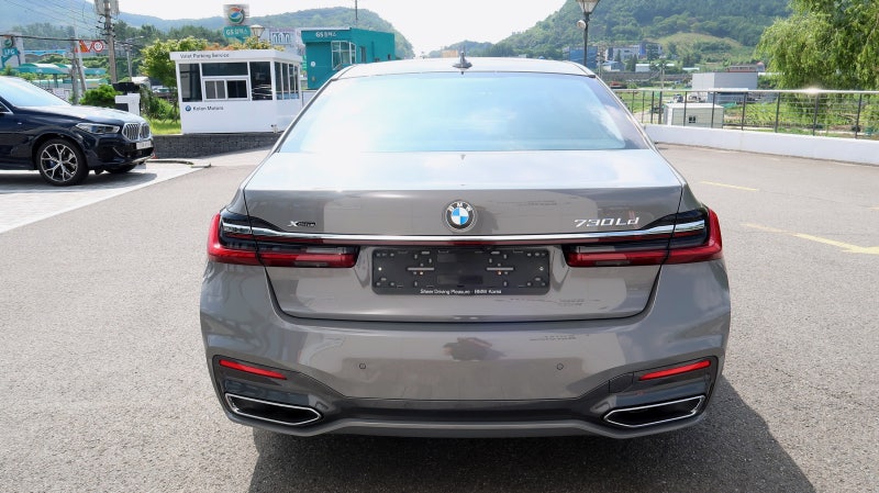 BMW 730Ld xDrive M Spt LCI_P2 출고기 / 버니나 그레이 / 나파 모카 시트 (C3E / NMMY ...