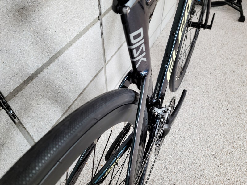 2022 엘파마 에포카 디스크 E2000D 에어로 입문급 로드자전거 : 네이버 블로그