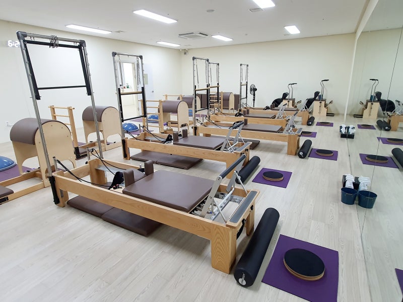 원주혁신도시필라테스 용쌤필라테스 로테이터 디스크와 리포머를 이용한 허벅지 안쪽 내전근강화 And 발목강화 네이버 블로그
