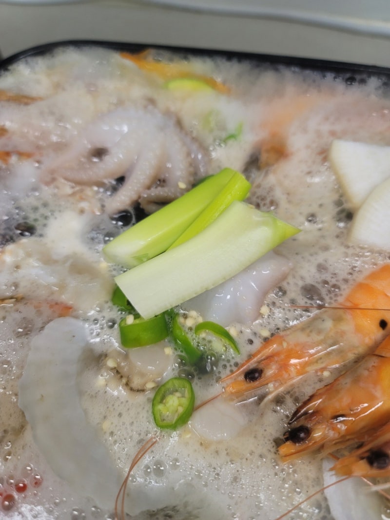 [이마트/수산물코너]해물가득 칼국수 밀키트 뽕뽑아 먹기 : 네이버 블로그