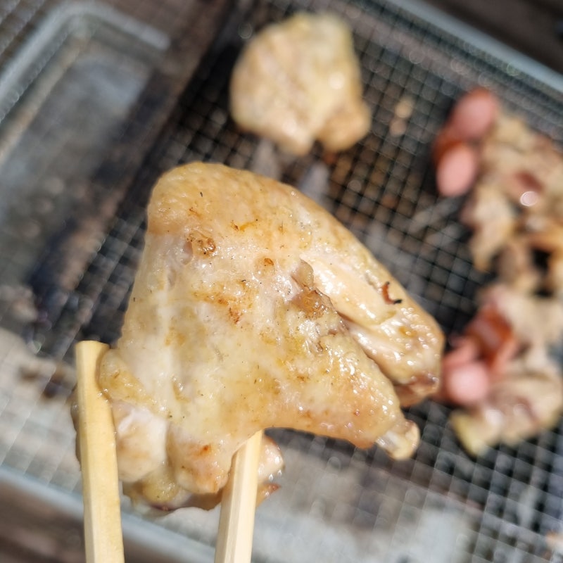 캠핑장에서 즐기는 숯불바베큐 캠핑요리 등갈비 돼지고기프렌치렉 닭구이 뒷고기 네이버 블로그