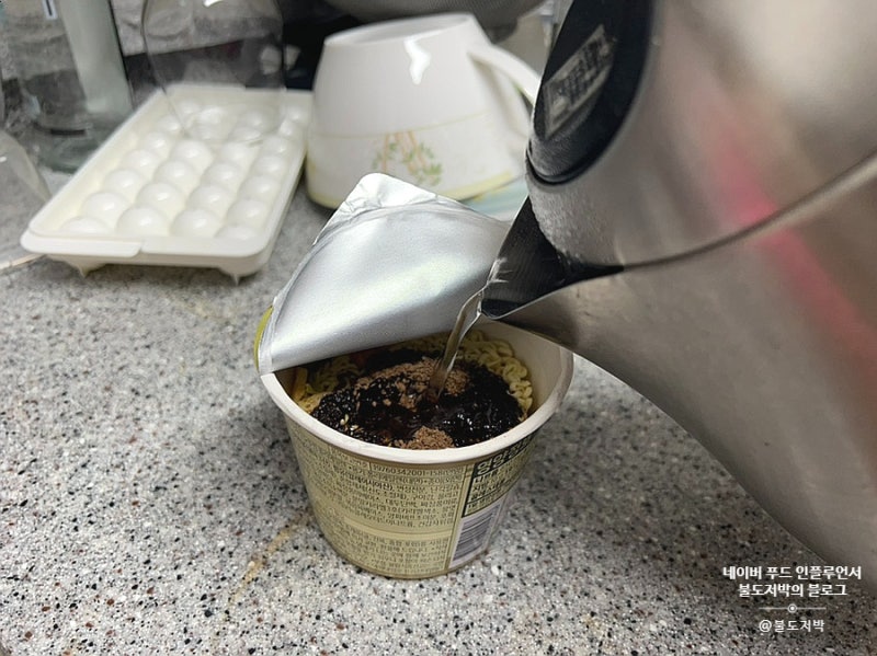 농심 짜파게티 범벅 나의 짜장 맛집 짜장범벅 후기 영양성분 칼로리 네이버 블로그