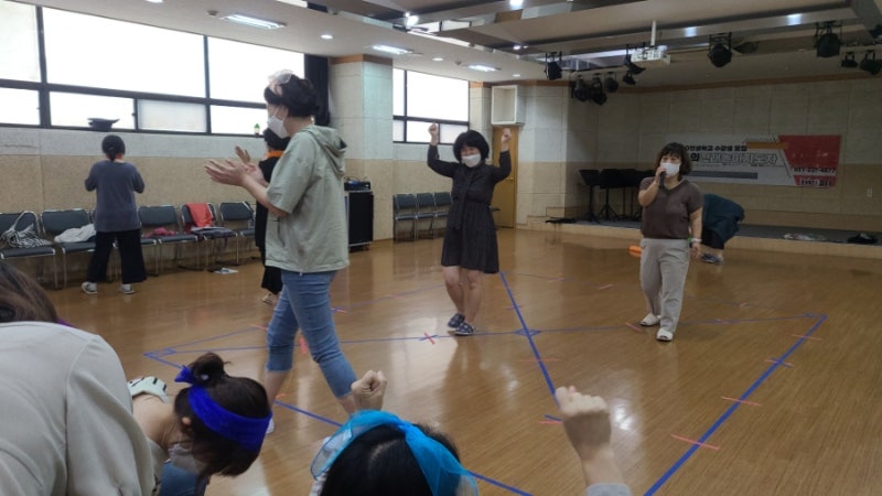 전래놀이강사 봉담문화의집에서 사람말판윷놀이로 한바탕 웃어보아요 네이버 블로그