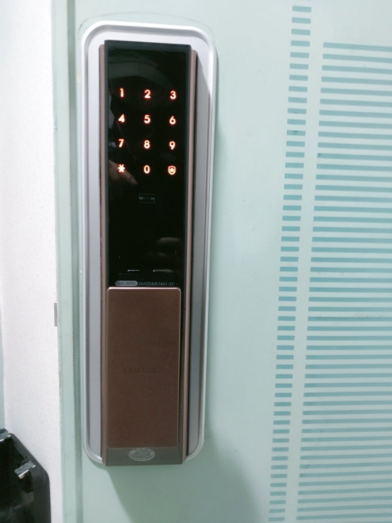삼성 디지털 도어락 SHP-DP 751 안전한 보안 열쇠 설치 부산 장전동 SK뷰 아파트 : 네이버 블로그